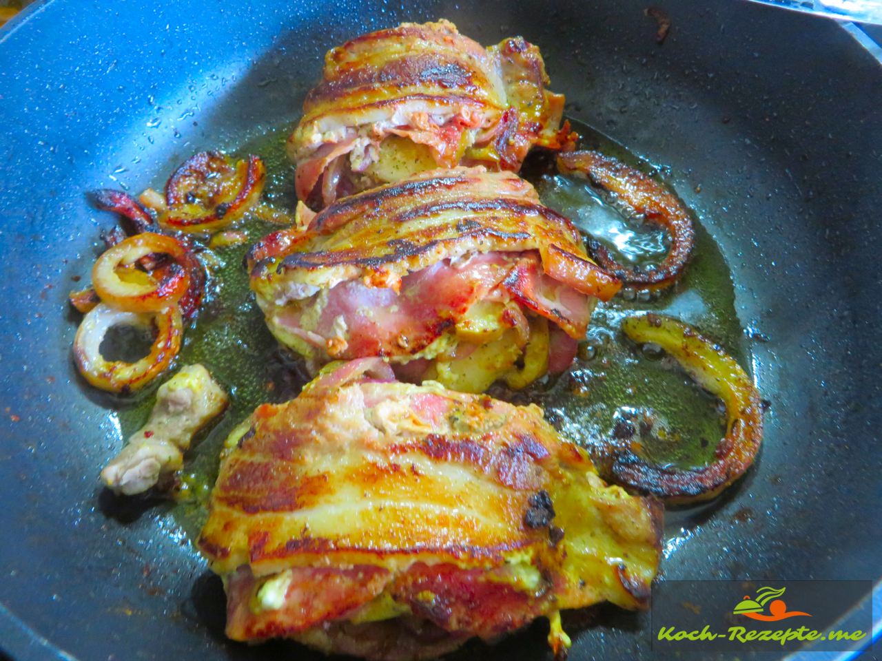 Gefüllter Bauchspeck Rezept Art Cordon bleu fruchtig herzhaft