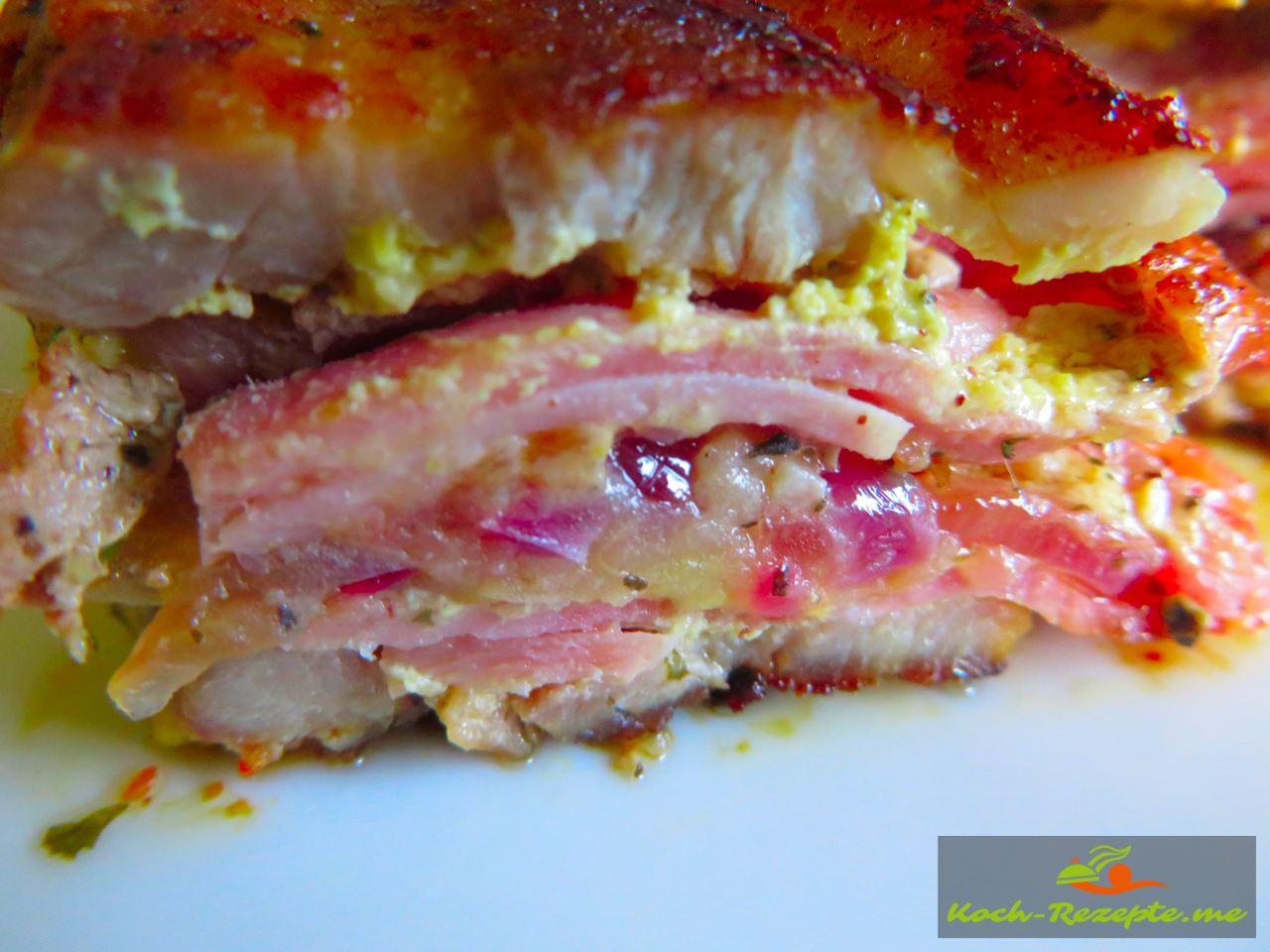 Gefüllter Bauchspeck Rezept Art Cordon bleu fruchtig herzhaft