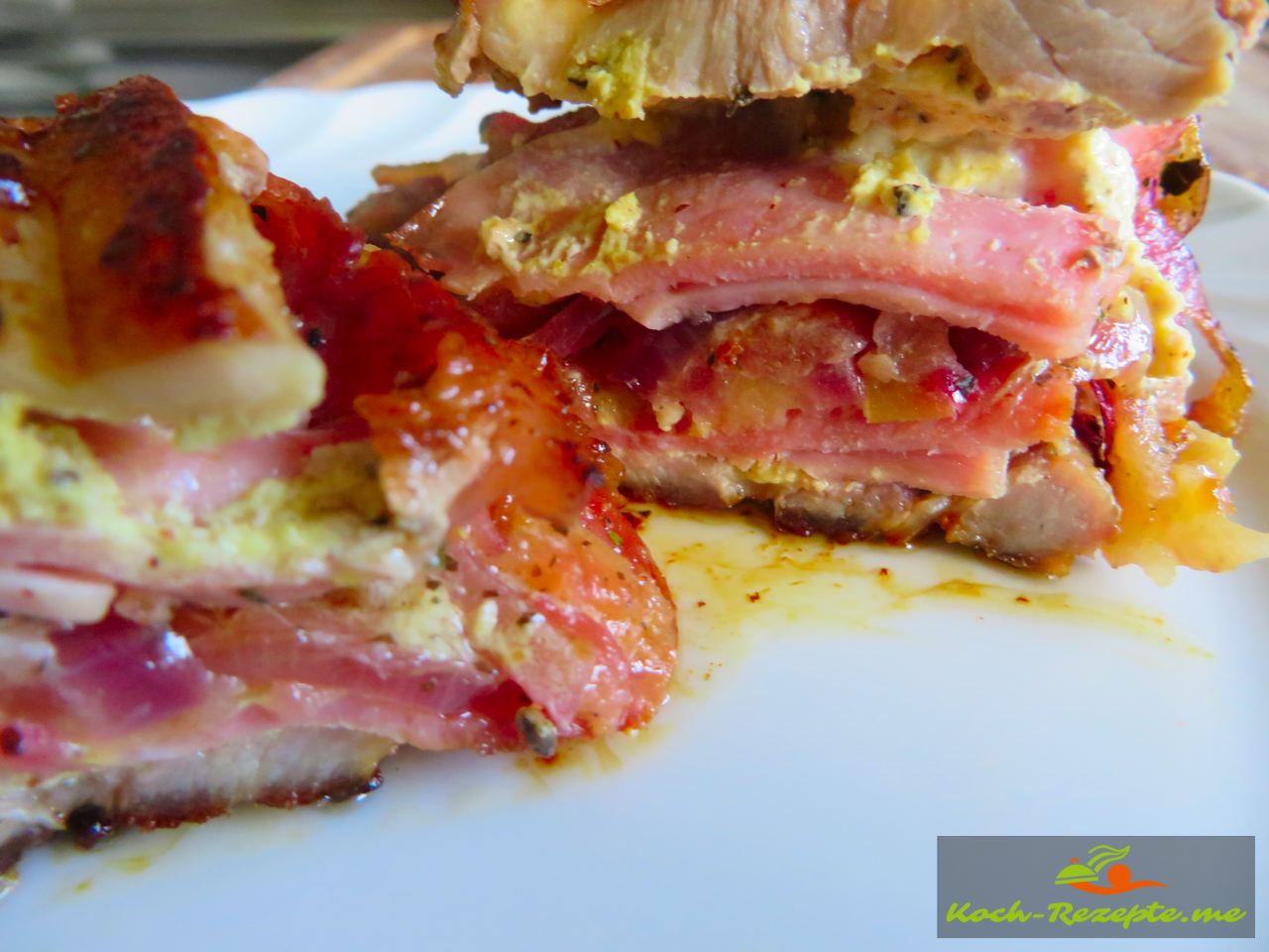 Gefüllter Bauchspeck Rezept Art Cordon bleu fruchtig herzhaft